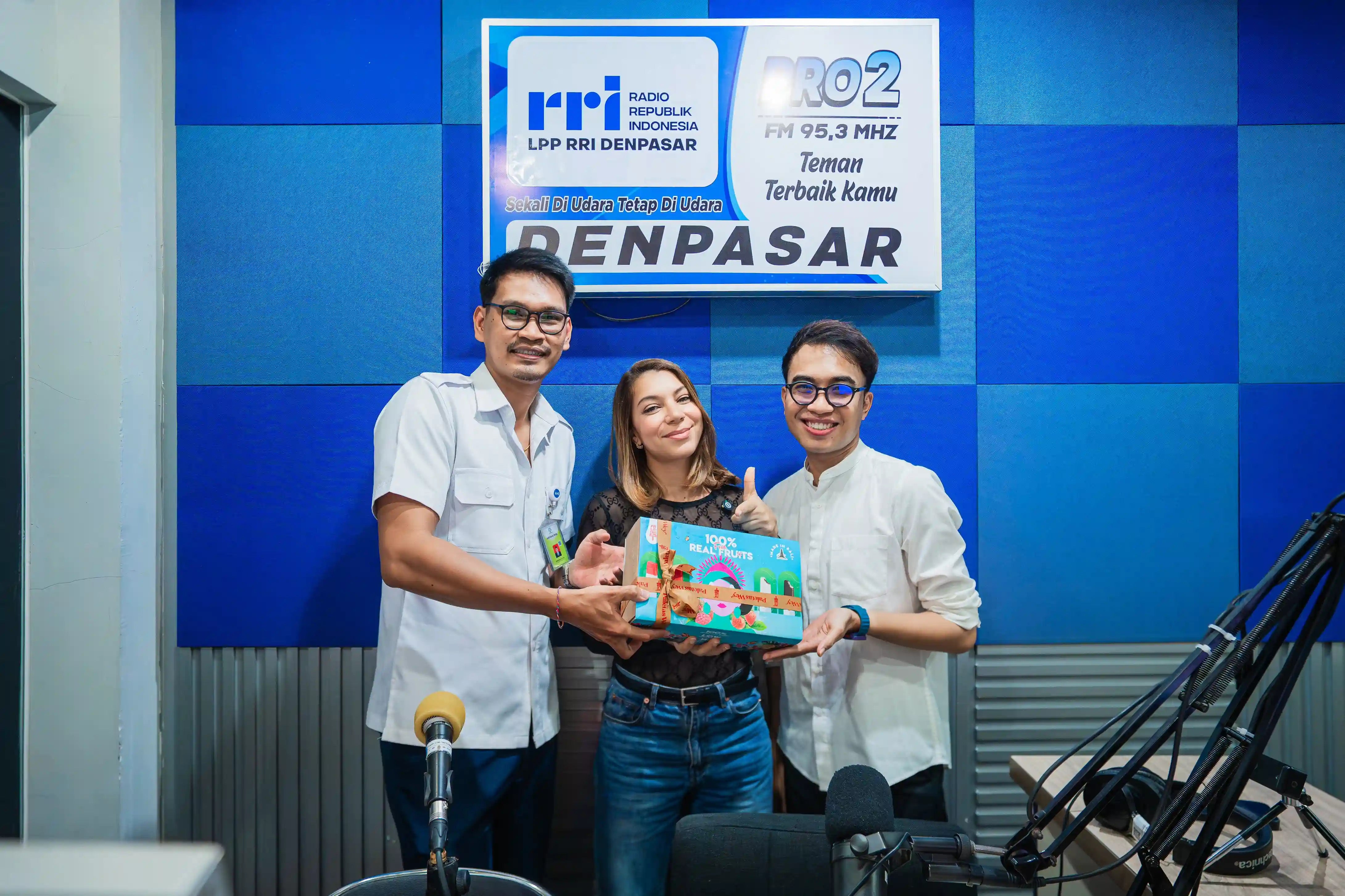 Kolaborasi Manis Paletas Wey dan RRI Denpasar